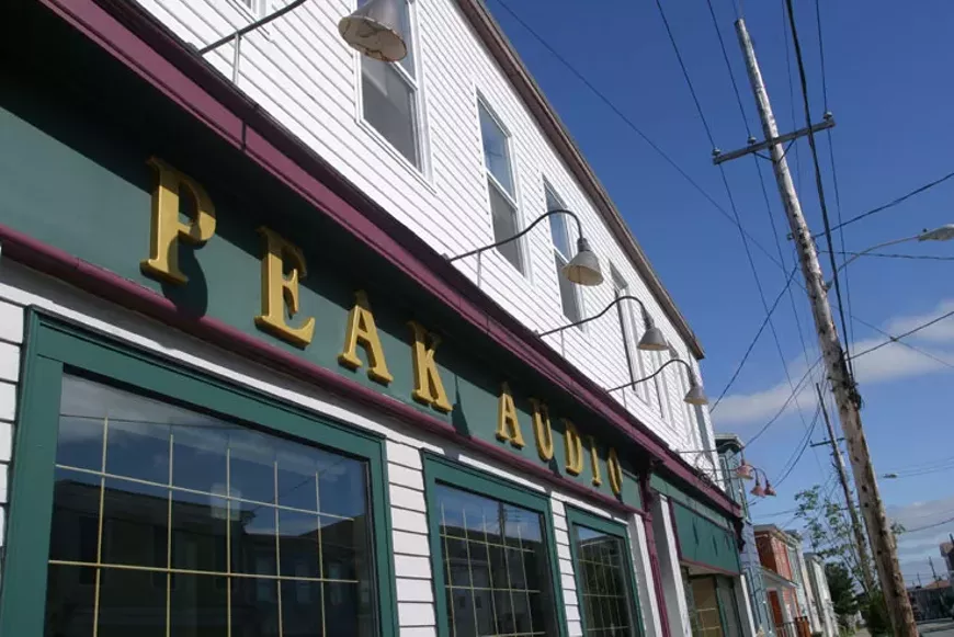 Peak Audio | North End | Home Accessories, Computers, Electronics | Homes